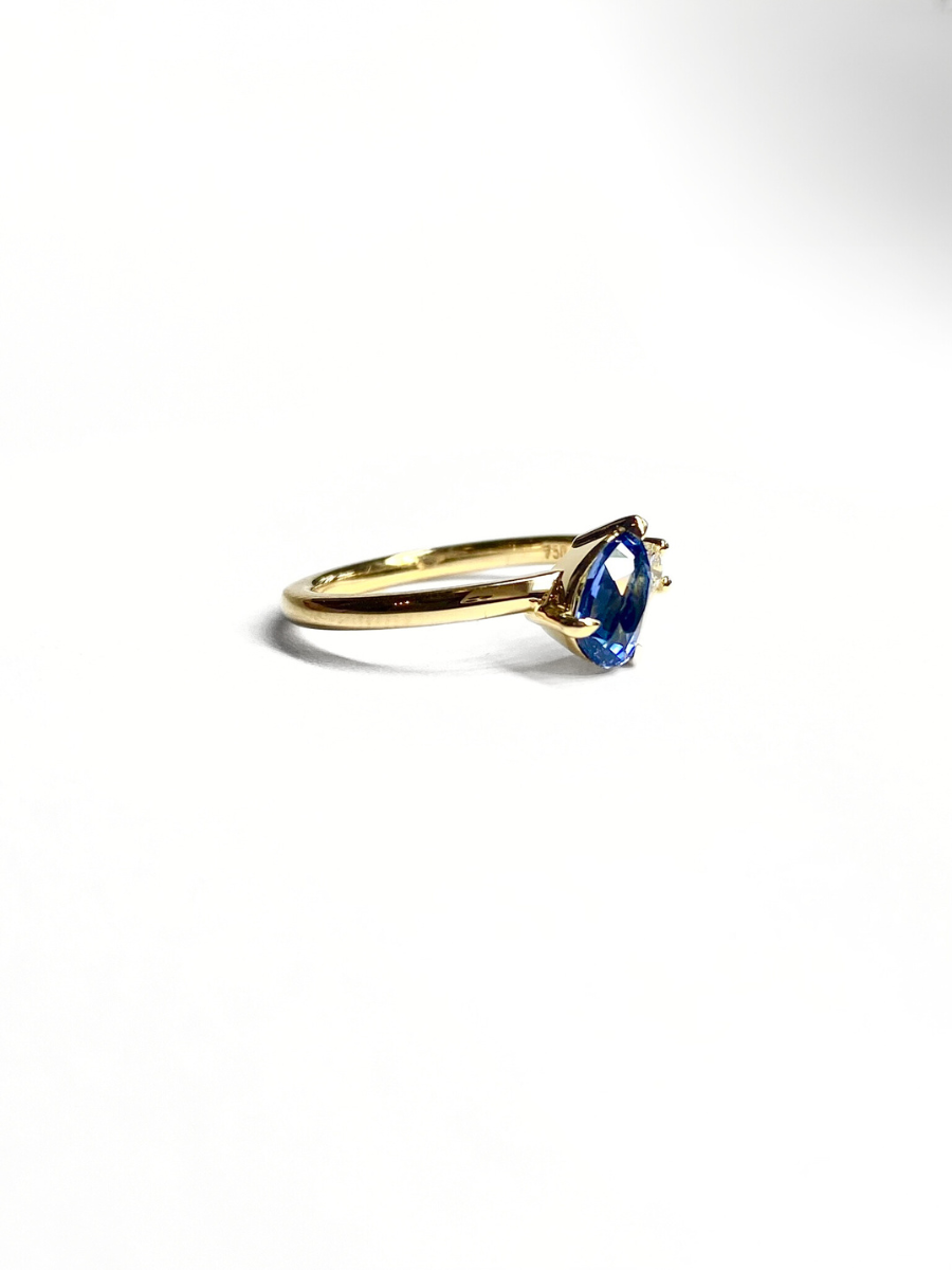 Starry Night Sapphire and Diamond Gold Ring – Custom Jewellery Co